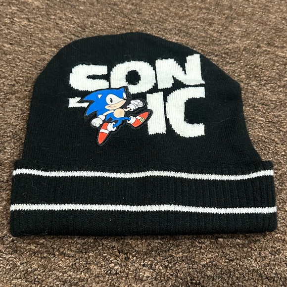 Sega | Accessories | Euc Sonic The Hedgehog Branded Sega Knit Hat Youth ...